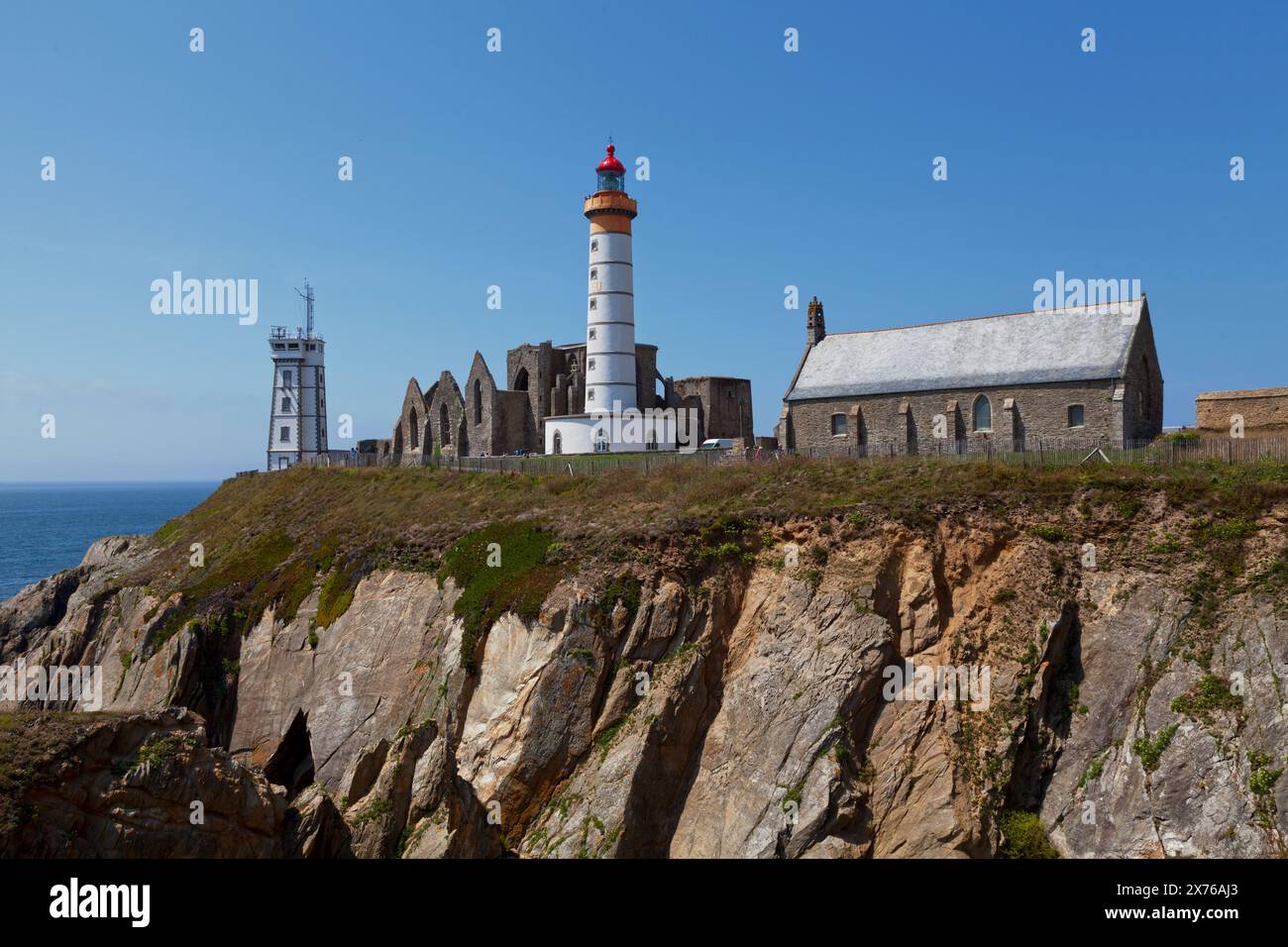 20m high cliffs hi-res stock photography and images - Alamy