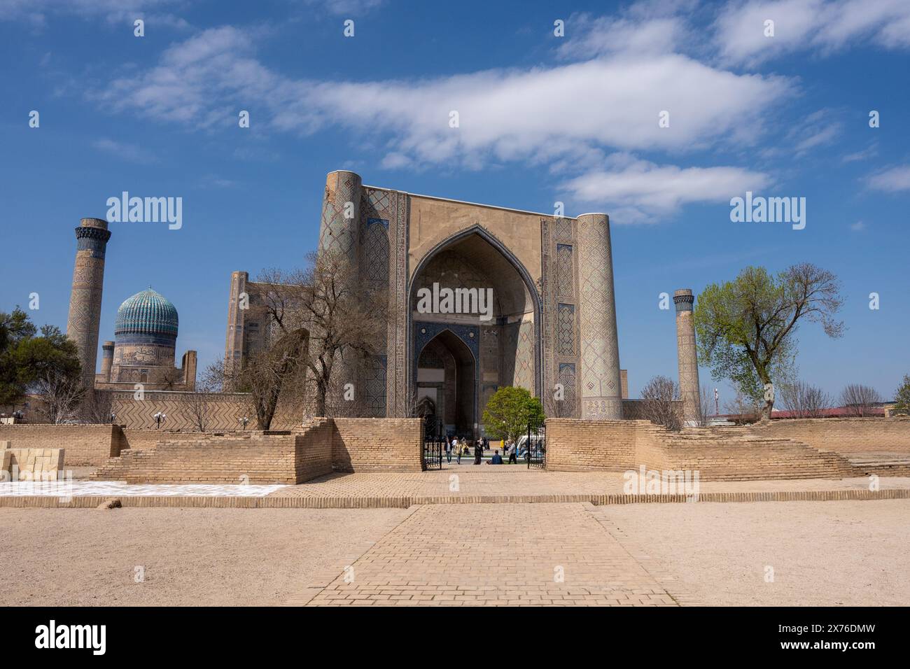 Bibi-Khanym Mosque in Samarkand, Uzbekistan an ancient building from ...