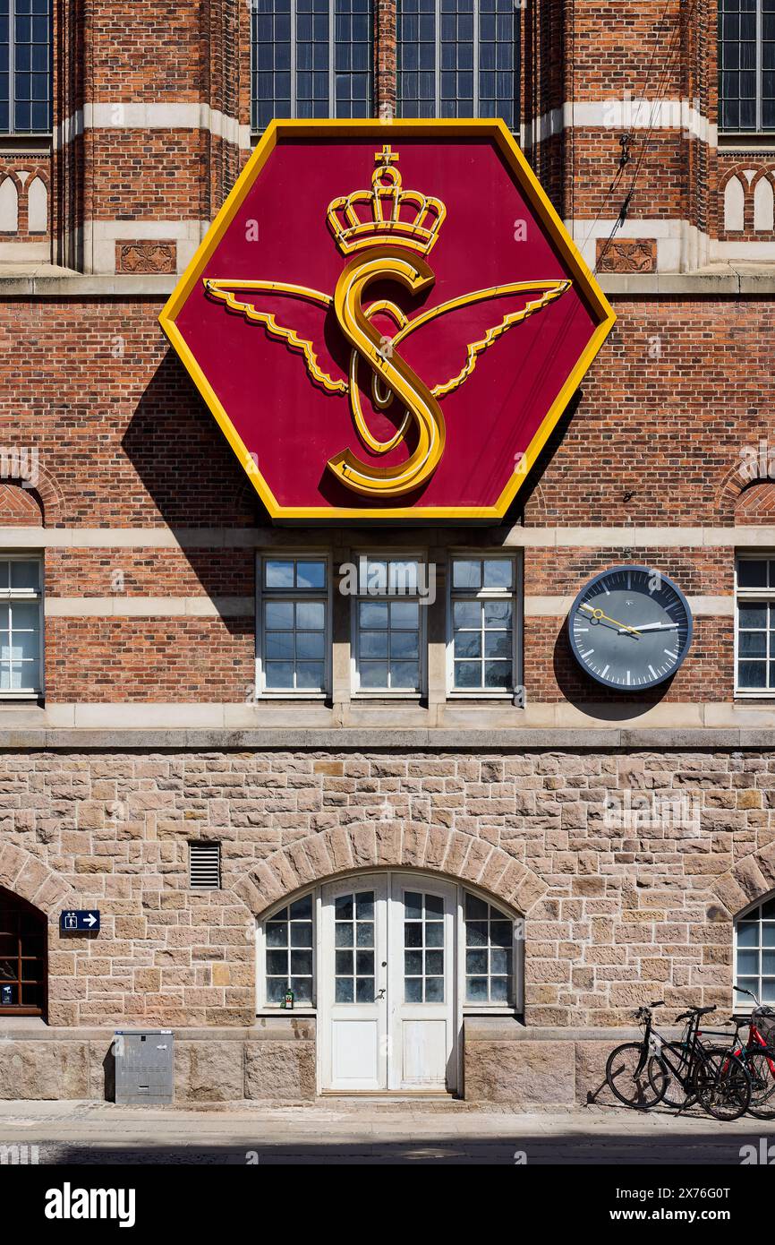 Dsb logo hi-res stock photography and images - Alamy