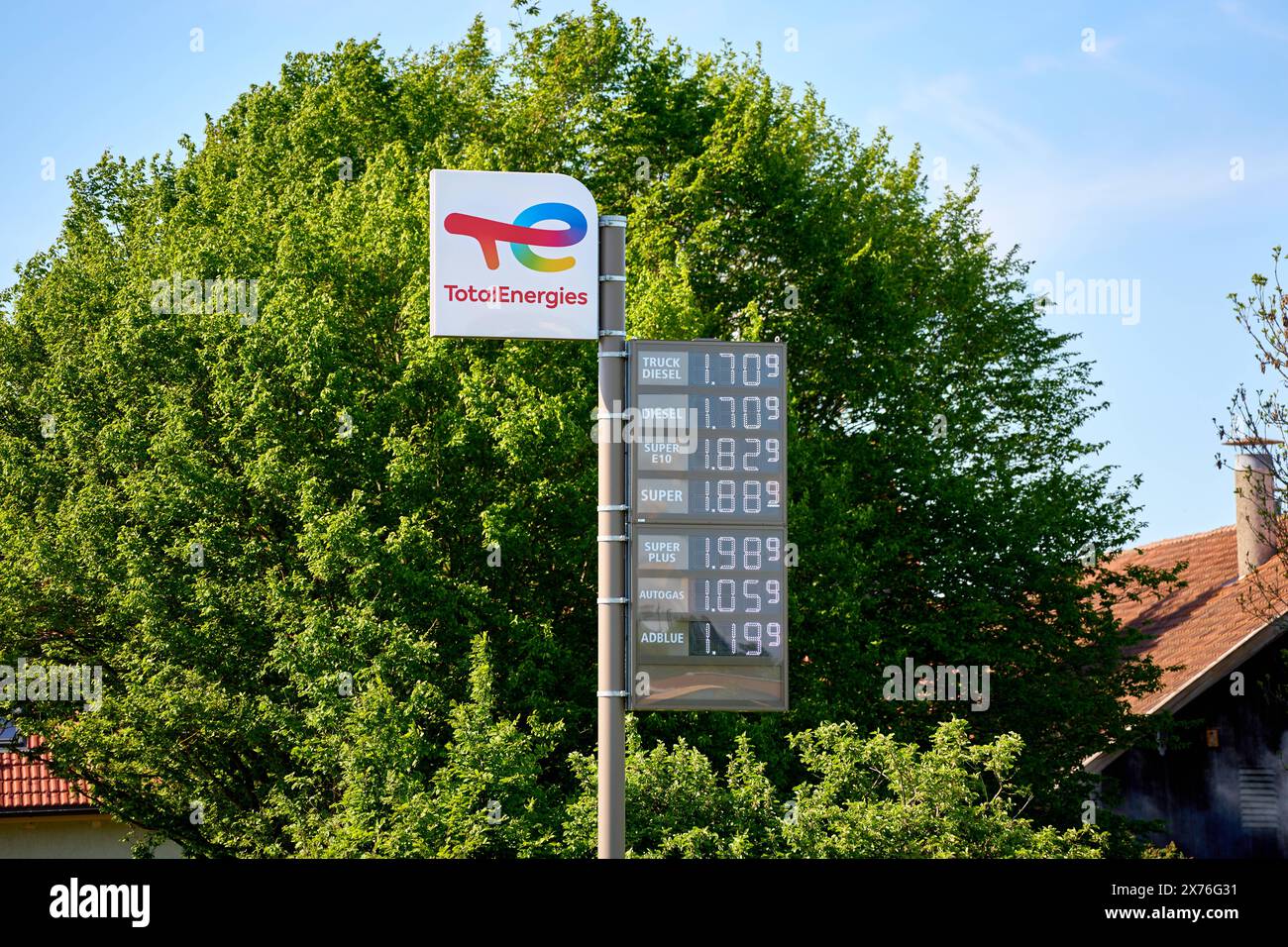 Totalenergies total gas station hi-res stock photography and images - Alamy