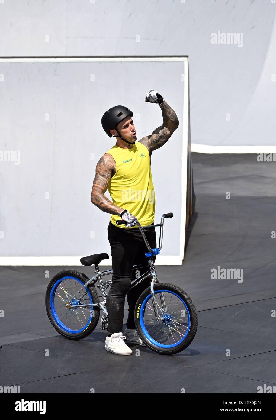 Shanghai. 18th May, 2024. Logan Martin of Australia celebrates after ...