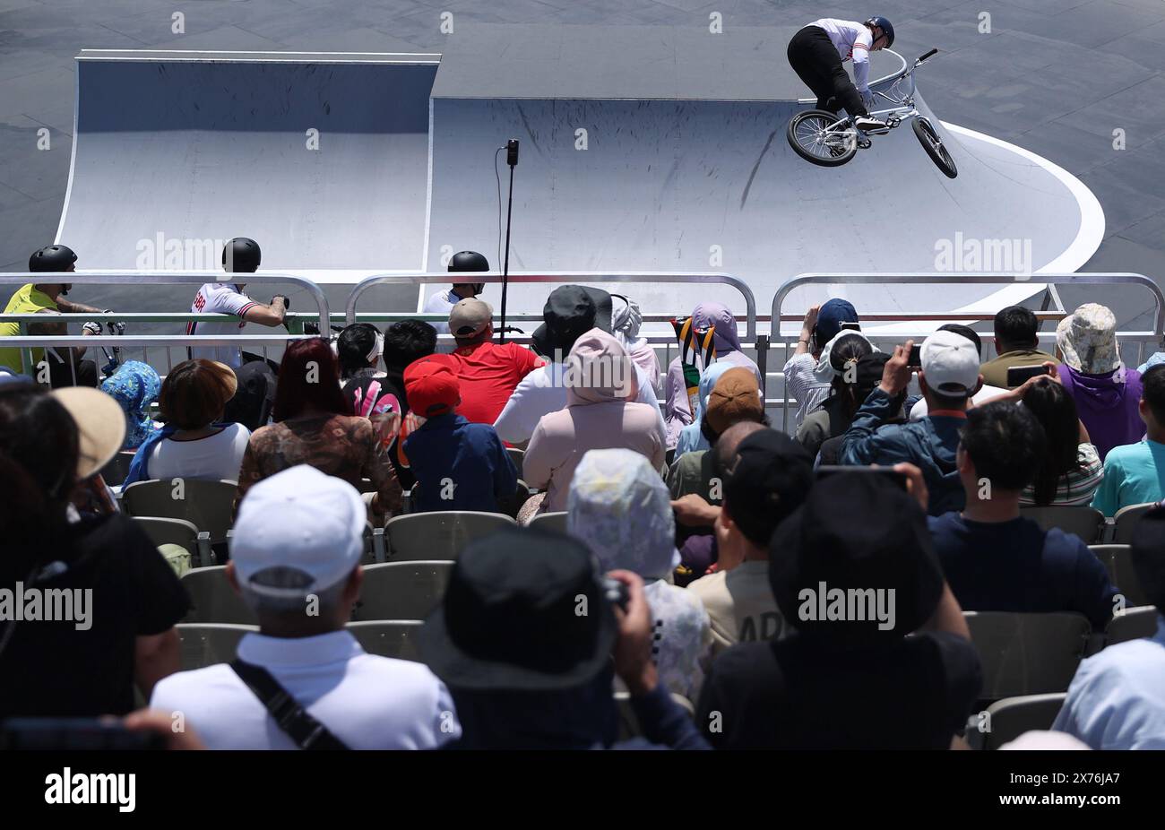 Shanghai. 18th May, 2024. Darren David Kieran Reilly competes during ...
