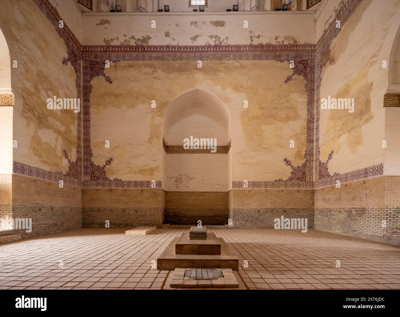 12th century medieval architecture hi-res stock photography and images - Alamy