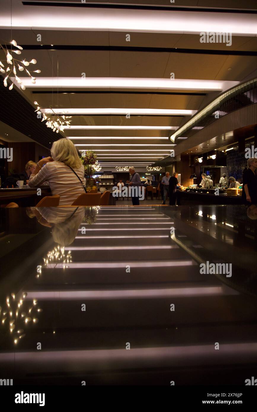 Elegant business class airline hi-res stock photography and images - Alamy