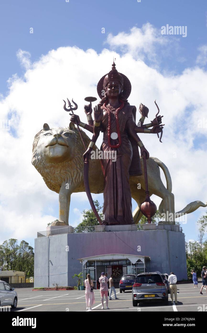 Mauritius, Statue der hinduistischen Götter am heiligen See von Grand ...