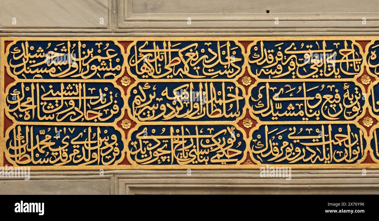 The Topkapi Palace, one of the largest and most eye-catching structures ...