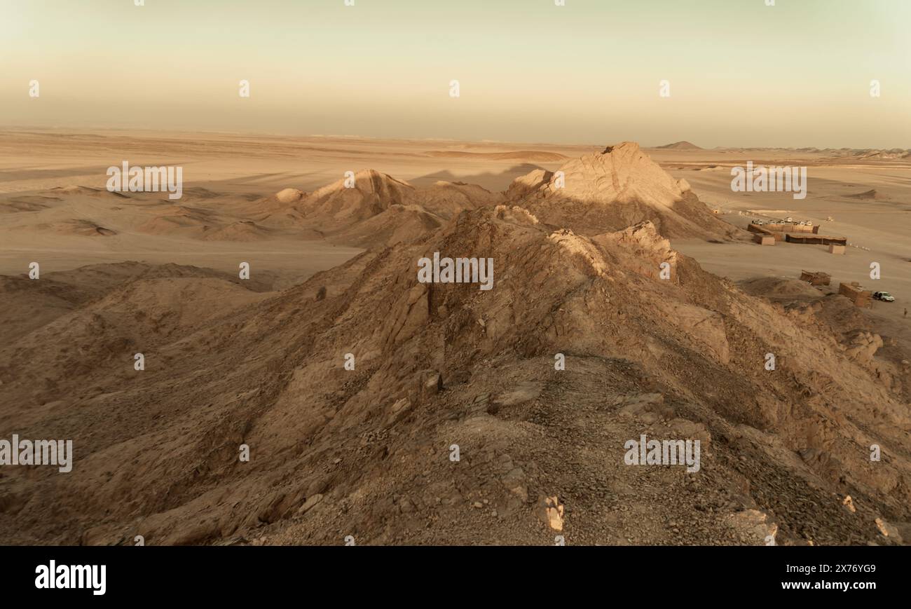 Hilly desert terrain hi-res stock photography and images - Alamy