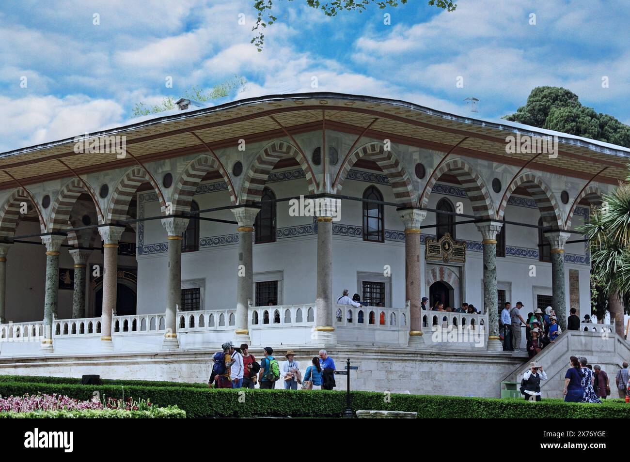 The Topkapi Palace, one of the largest and most eye-catching structures ...