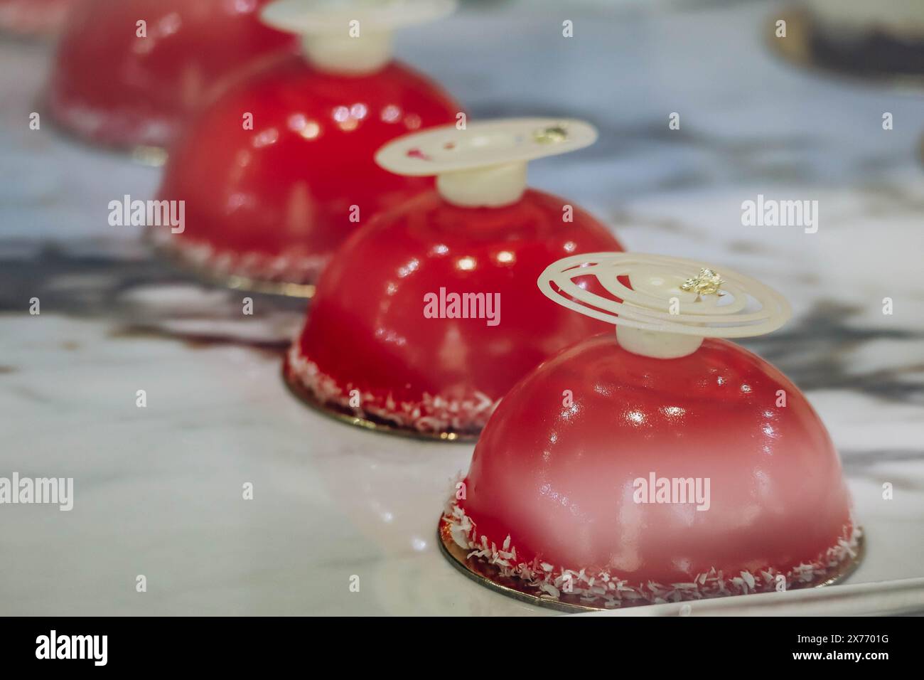 Beautiful French desserts in a pastry shop window in Beaulieu-sur-Mer ...