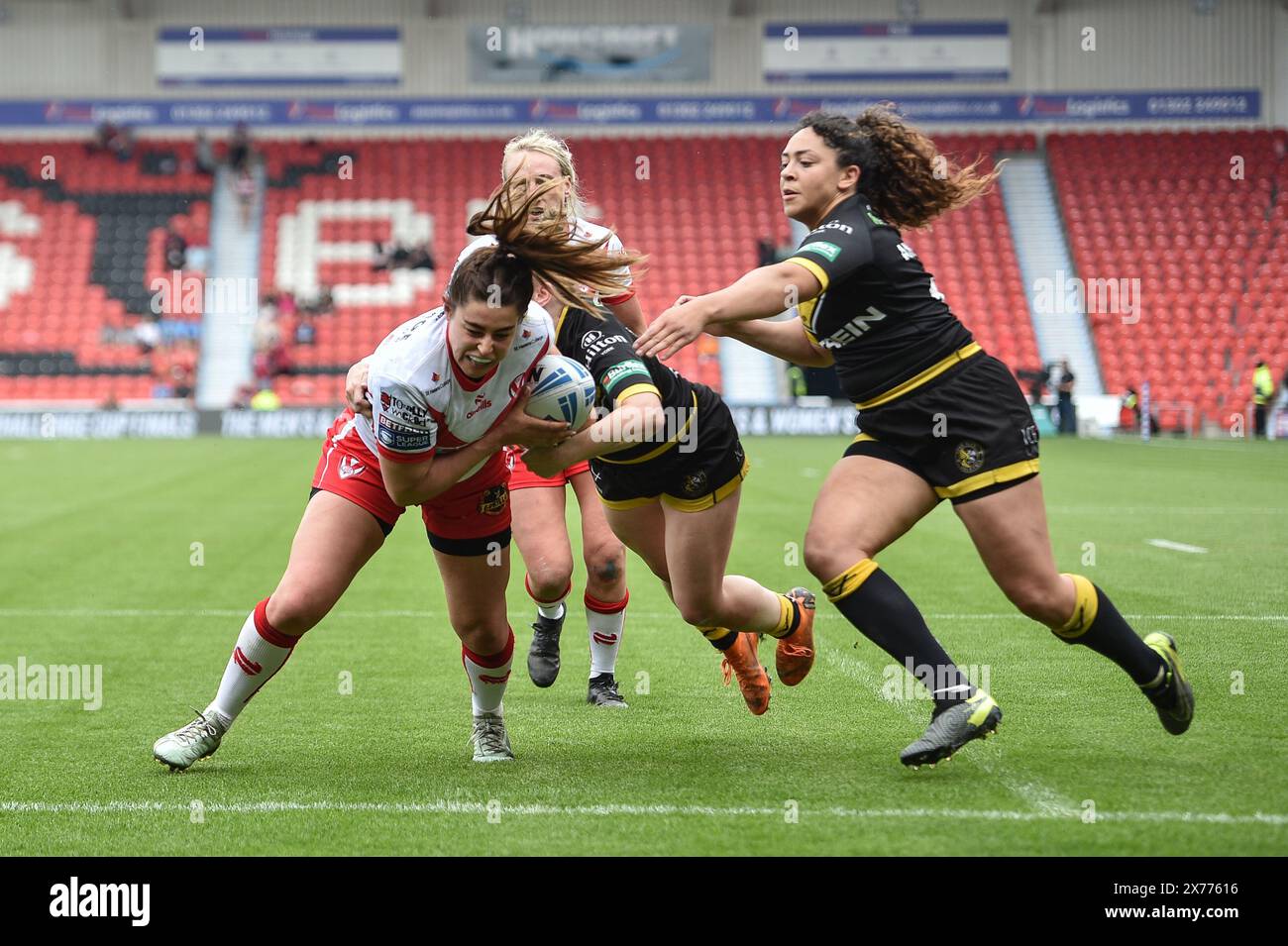 Doncaster, England - 18th May 2024 - Emily Rudge of St Helens scores ...
