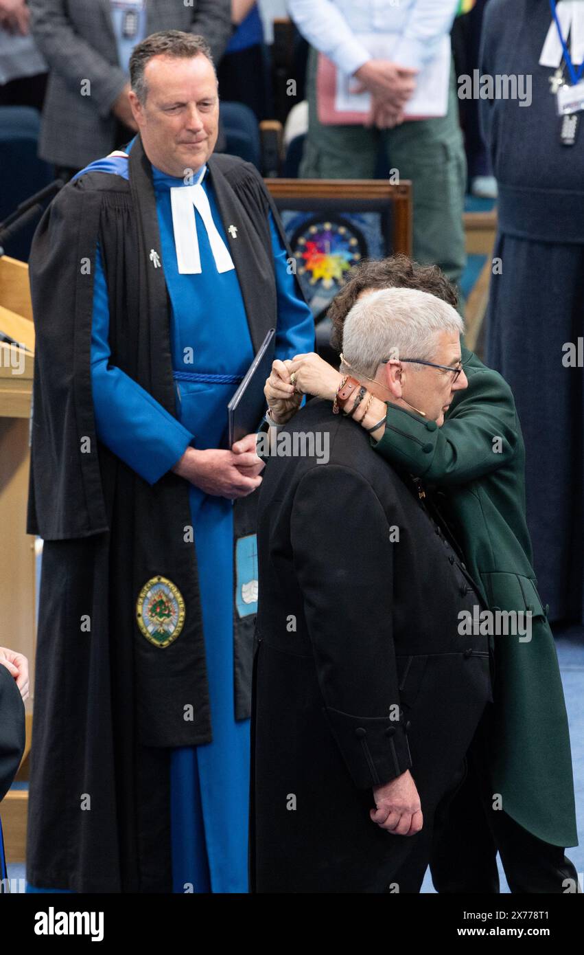 Rev Dr Shaw Paterson is officially installed as the Moderator Designate ...