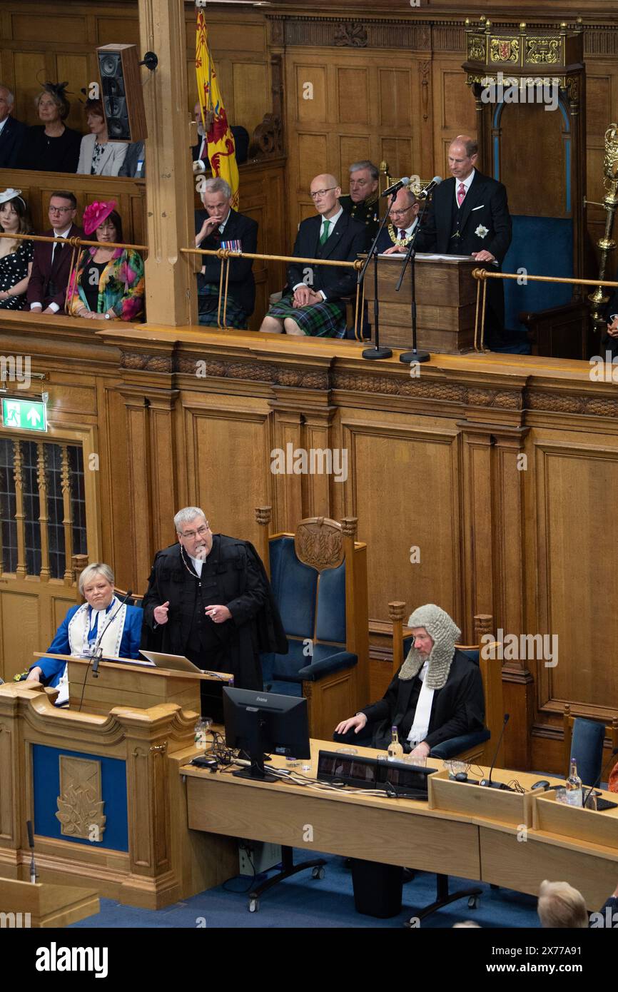 Rev Dr Shaw Paterson speaks after he was officially installed as the ...