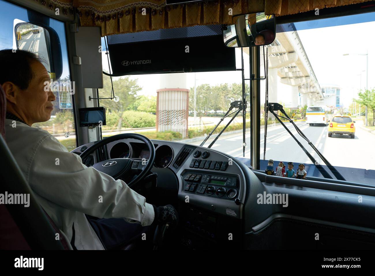 Public bus seoul south korea hi-res stock photography and images - Alamy