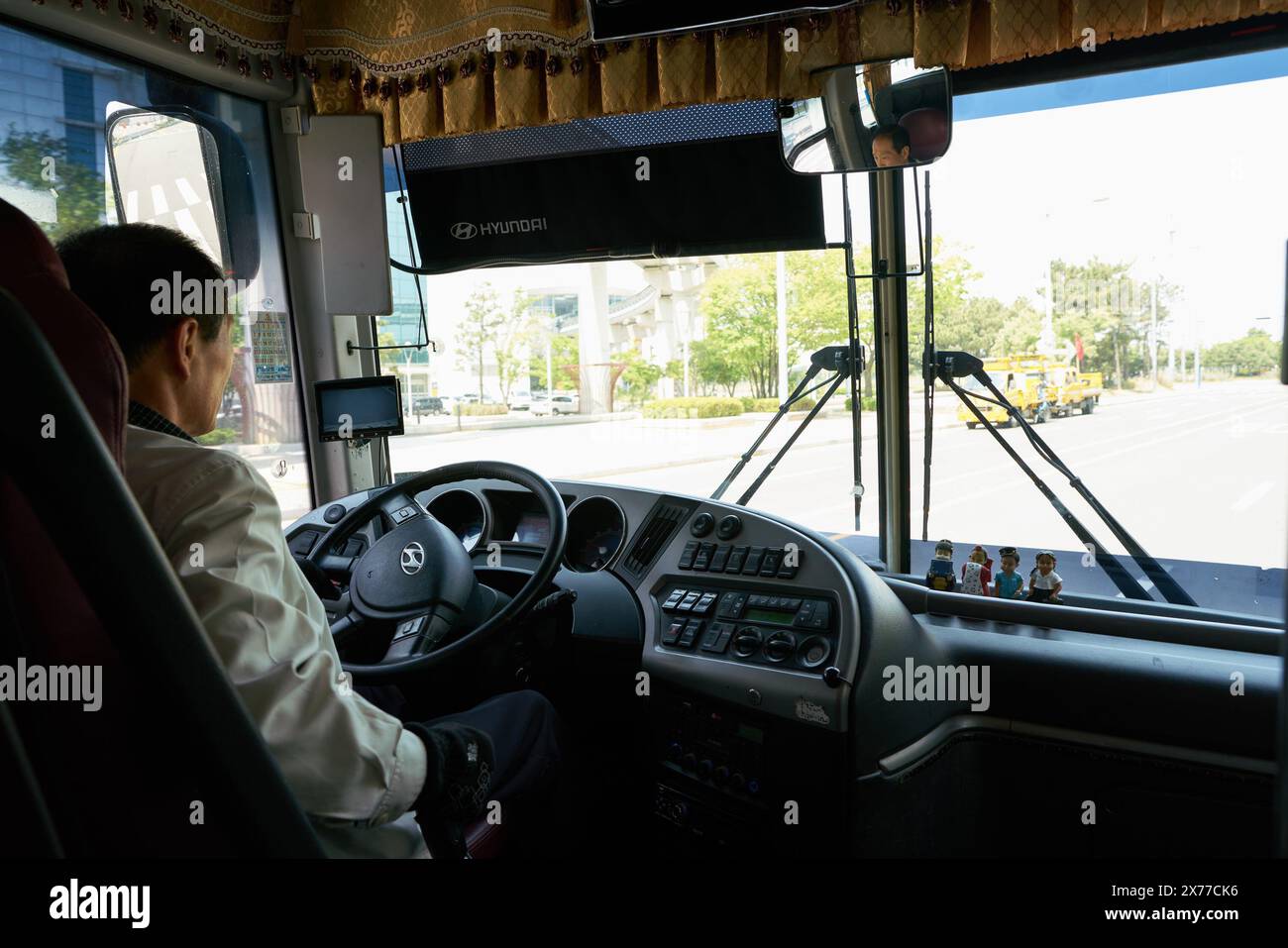 Public bus seoul south korea hi-res stock photography and images - Alamy
