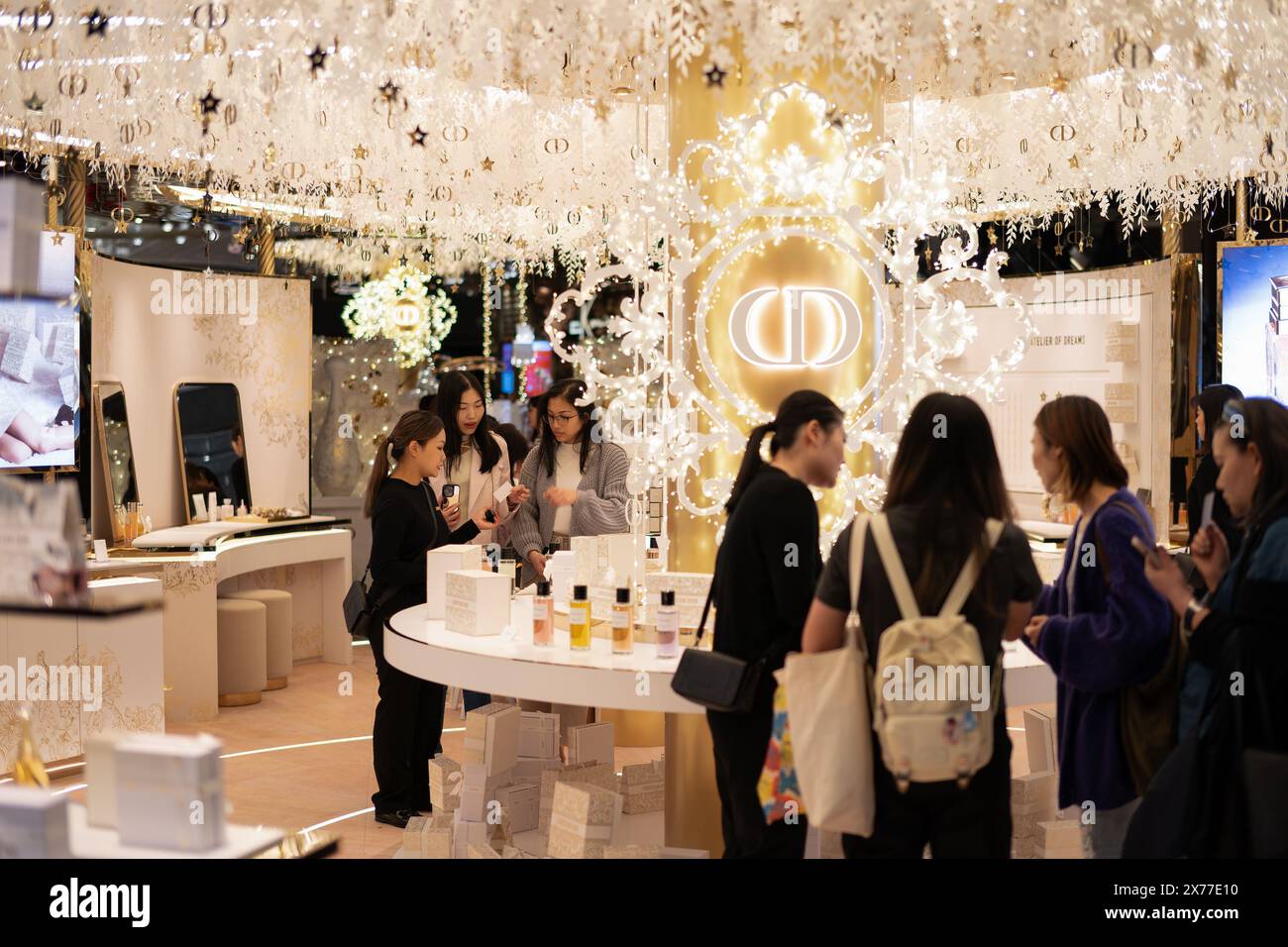 HONG KONG, CHINA - DECEMBER 07, 2023: people at Pop-up Shop Dior inside ...