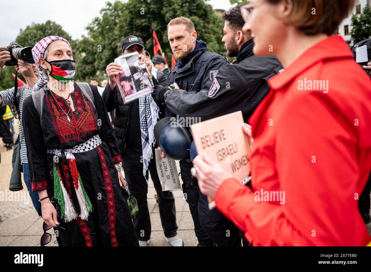 Berlin, Germany. 18th May, 2024. Karoline Preisler (r, FDP), politician ...