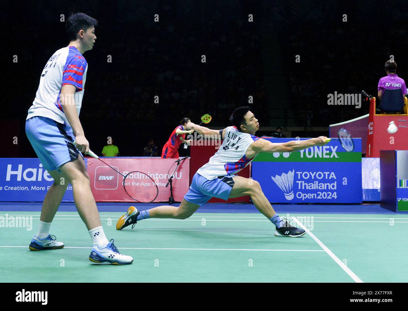 Bangkok, Thailand. 18th May, 2024. Chen Boyang (L)/Liu Yi of China ...
