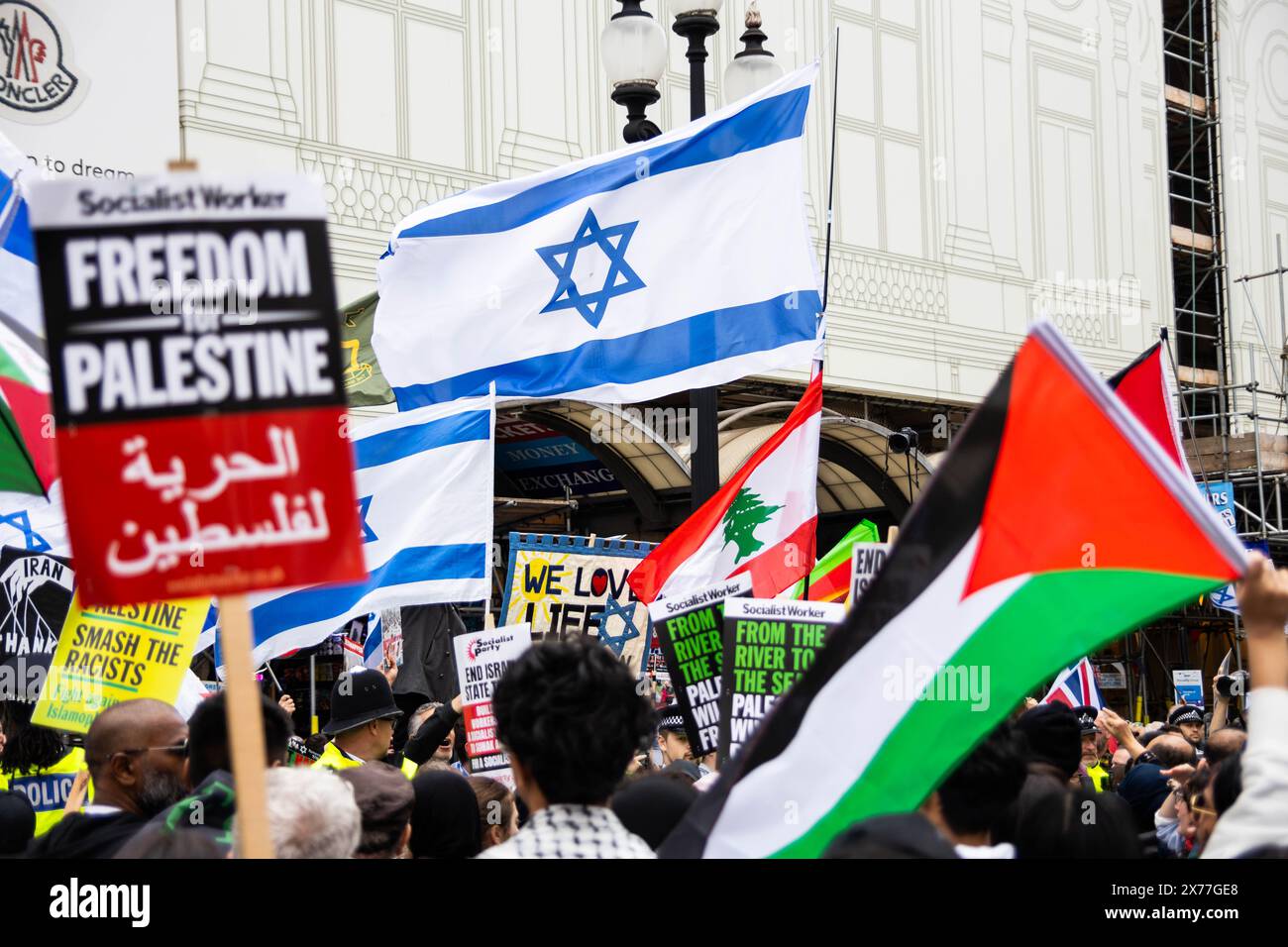 Pro-Palestinian and pro-Israeli protesters confronted each other at ...