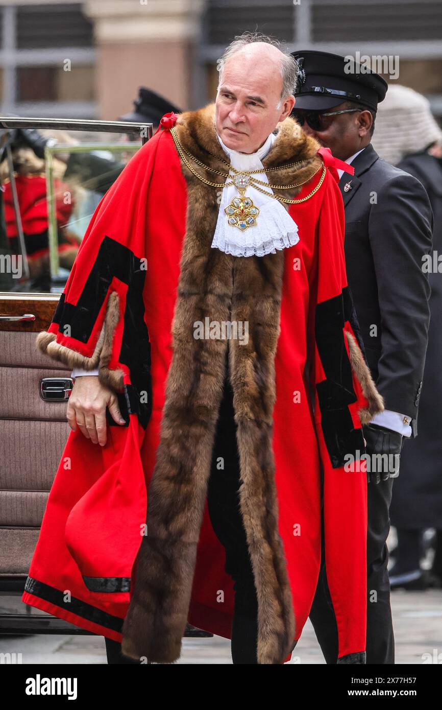 Alderman Bronek Masojada, Sheriff of the City of London arrive at St ...