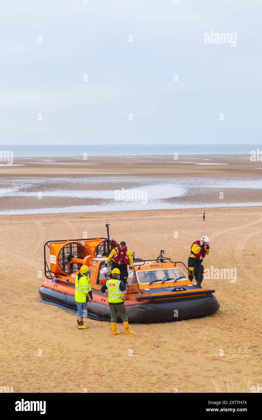 RNLI Hovercraft Arrives on Beach at Hunstanton After training Exercise ...