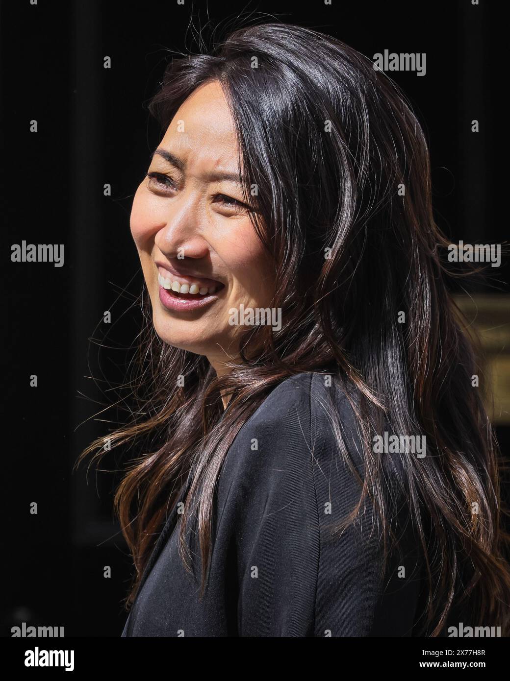 Lucia Hunt (Lucia Guo), wife of Chancellor Jeremy Hunt, in Downing ...