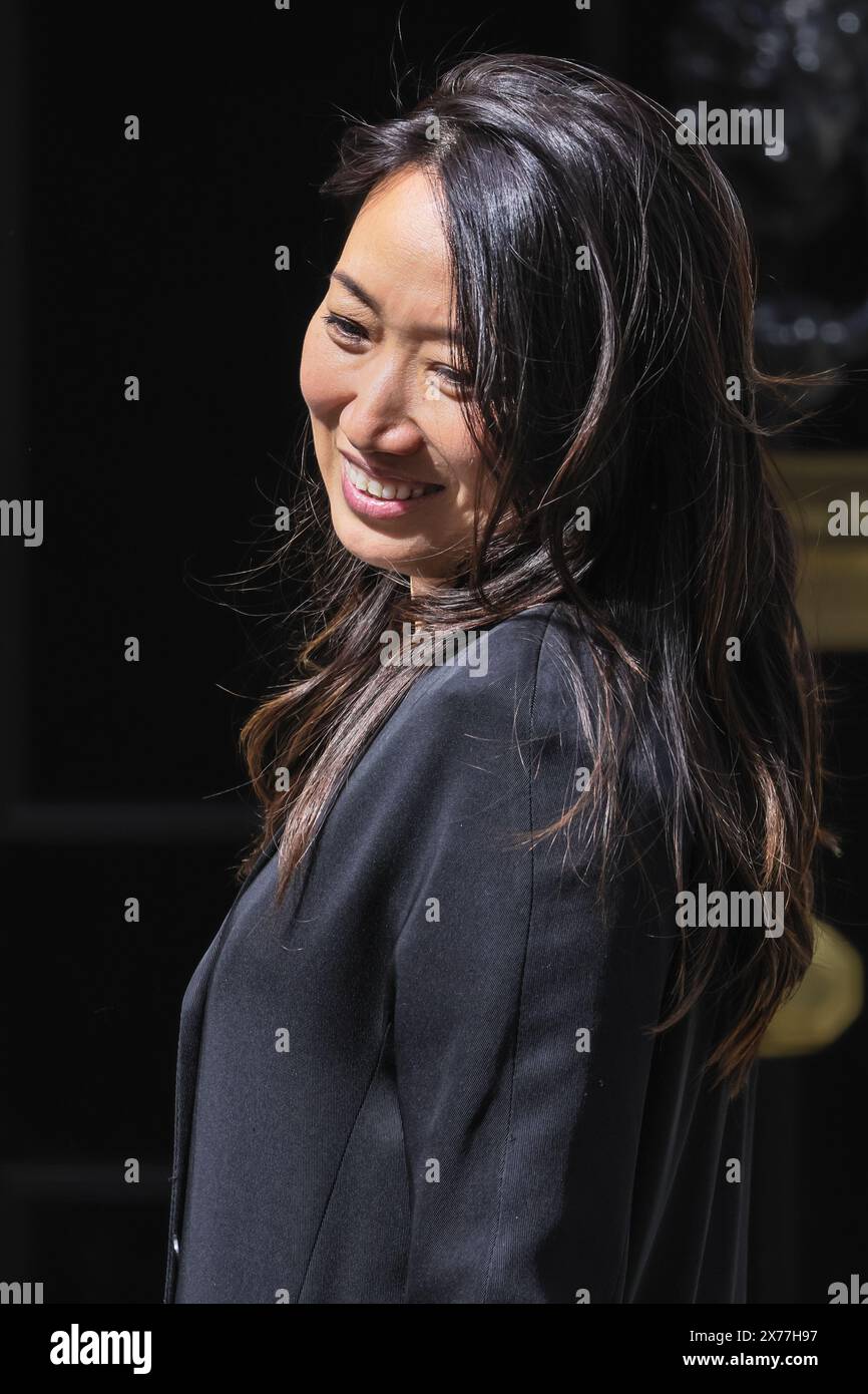 Lucia Hunt (Lucia Guo), wife of Chancellor Jeremy Hunt, in Downing ...