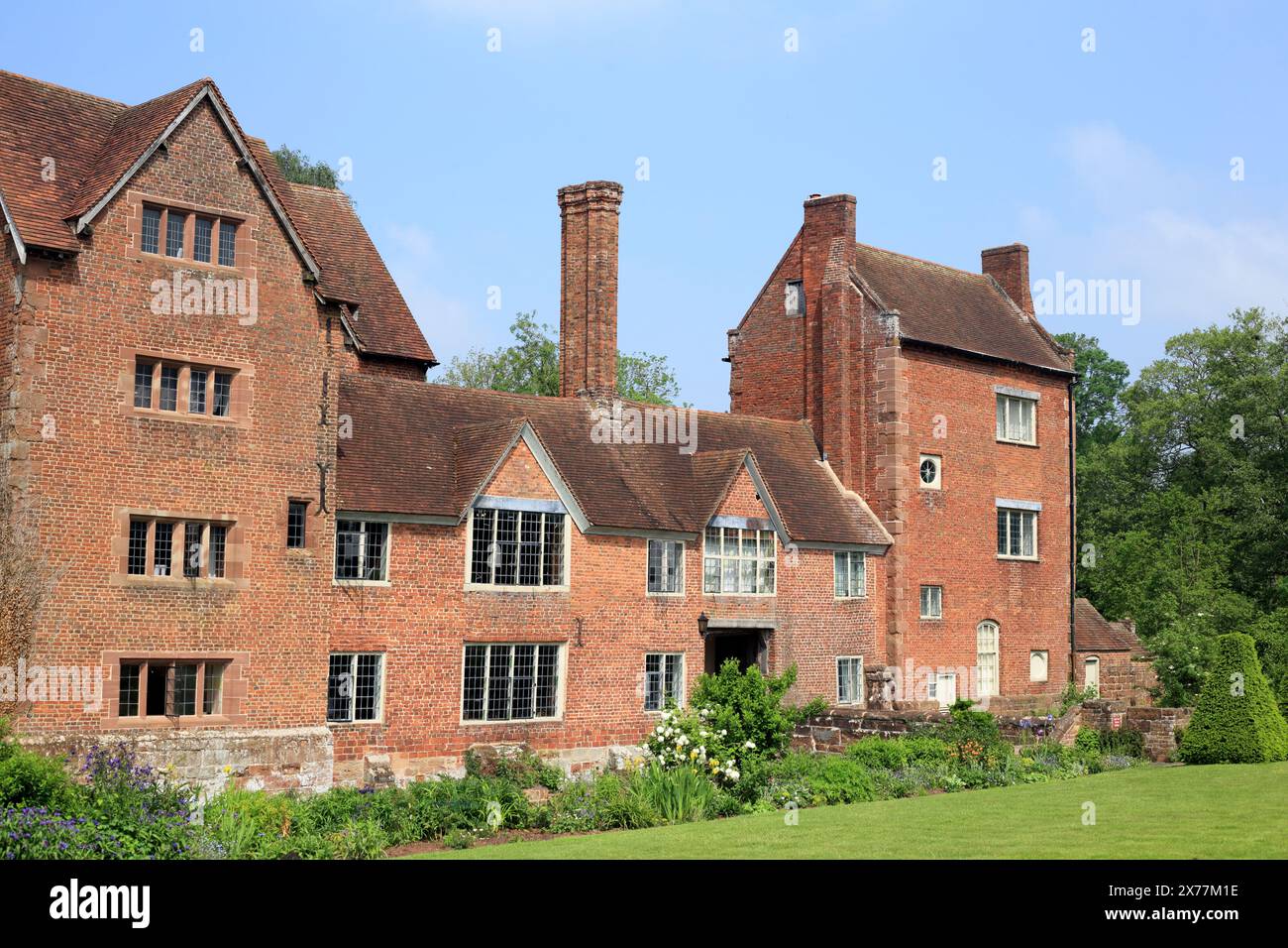 Harvington hall an Elizabethan and Georgian manor house, Kidderminster ...