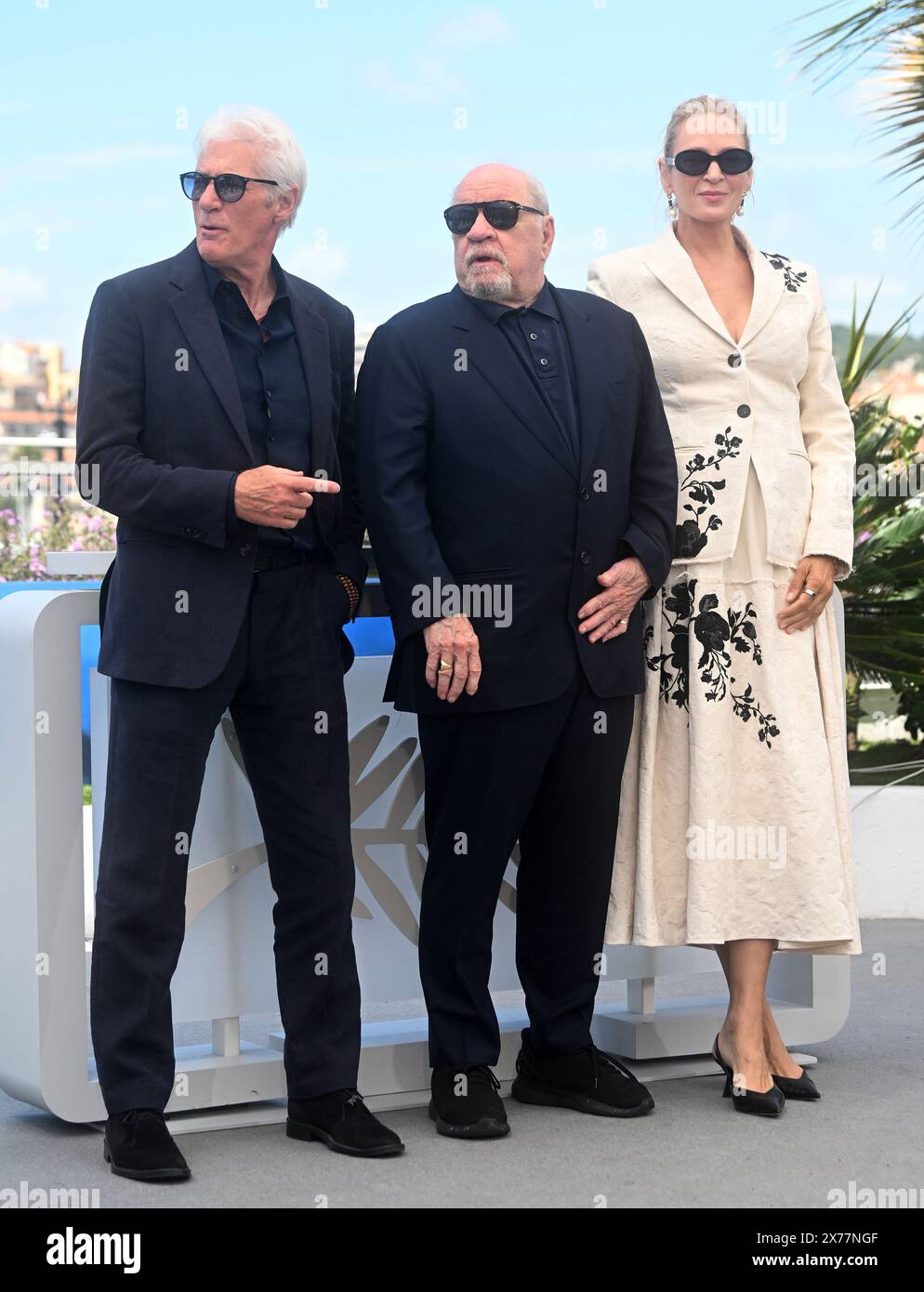Richard gere and director paul schrader and uma thurman hi-res stock ... Richard gere and director paul schrader and uma thurman hi-res stock ...