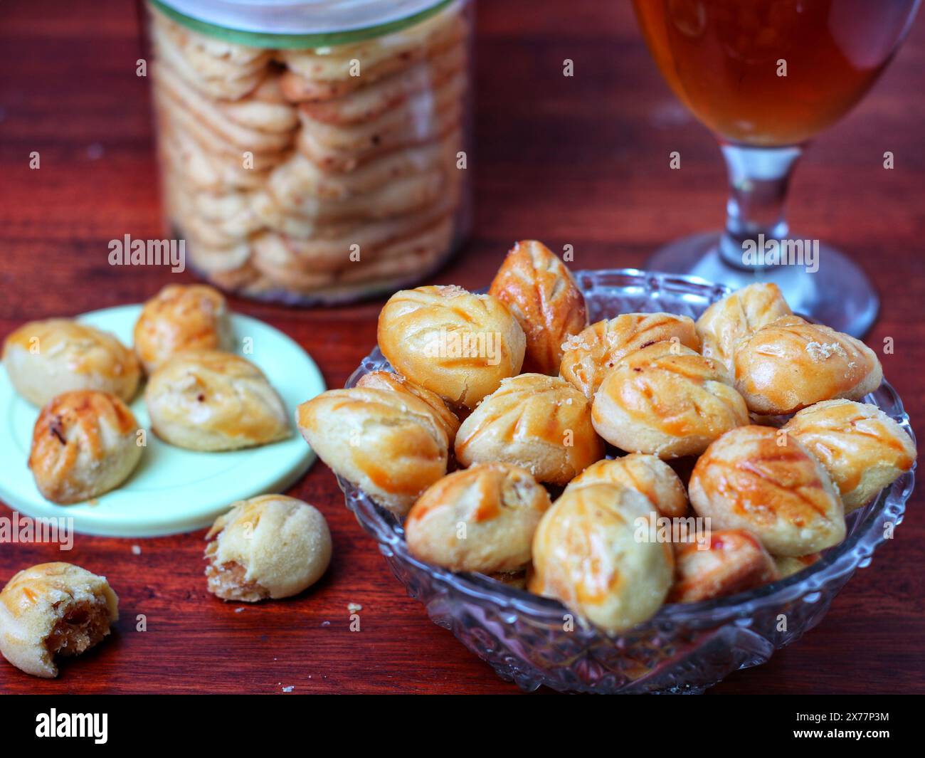Dry nastar bread with jam filling for an Eid al-Fitr snack Stock Photo ...