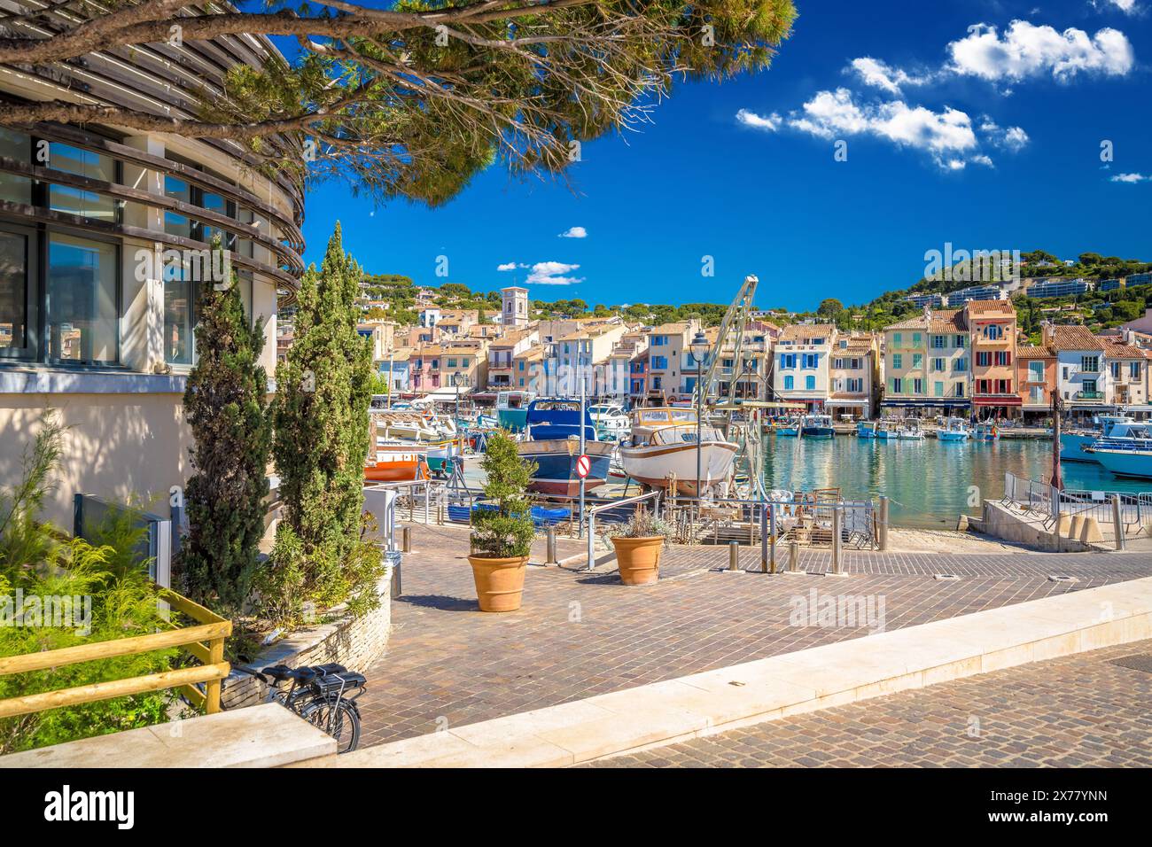 Idyllic coastal town of Cassis on French riviera waterfront view ...