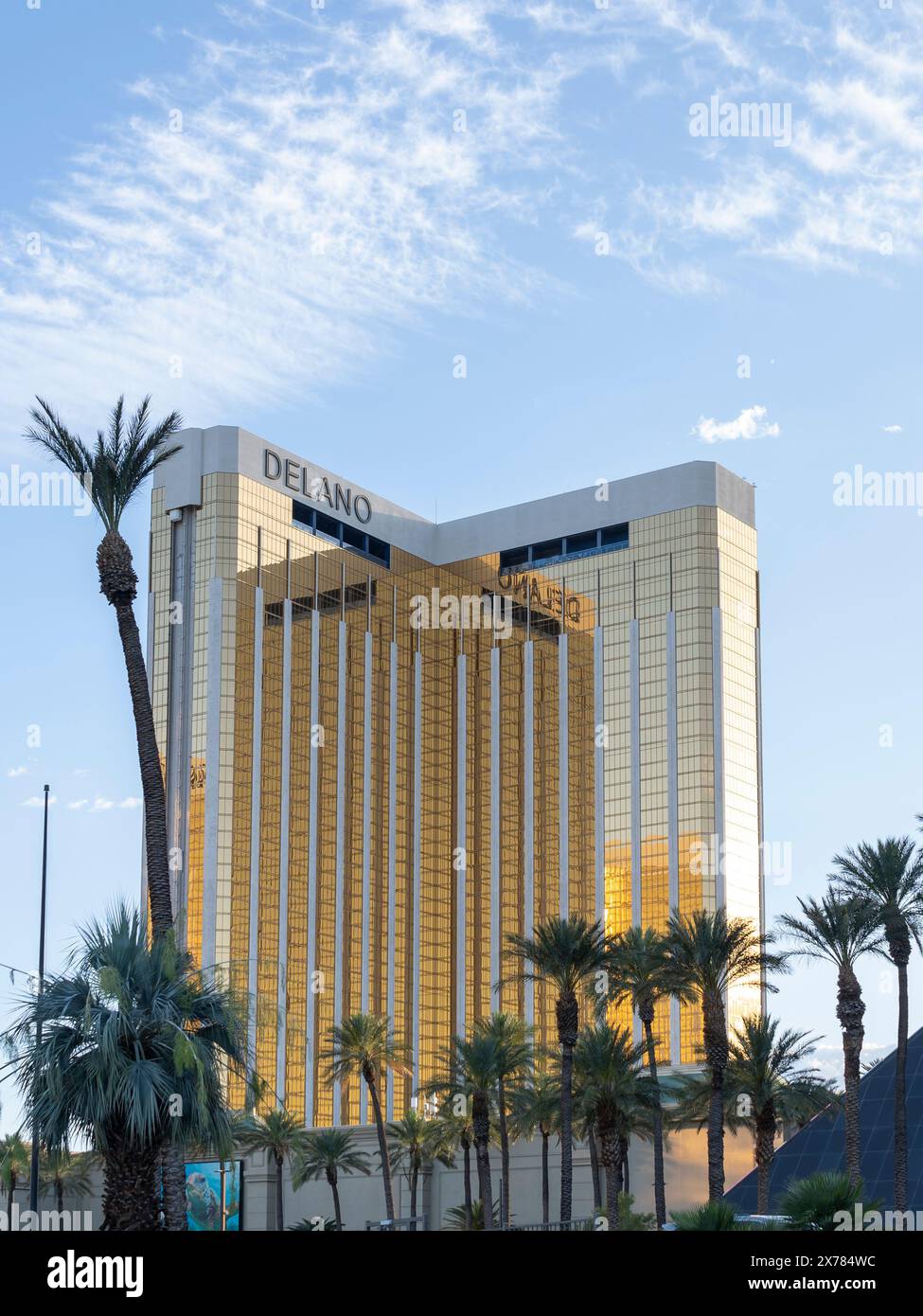 Delano las vegas hotel and casino hi-res stock photography and images ...