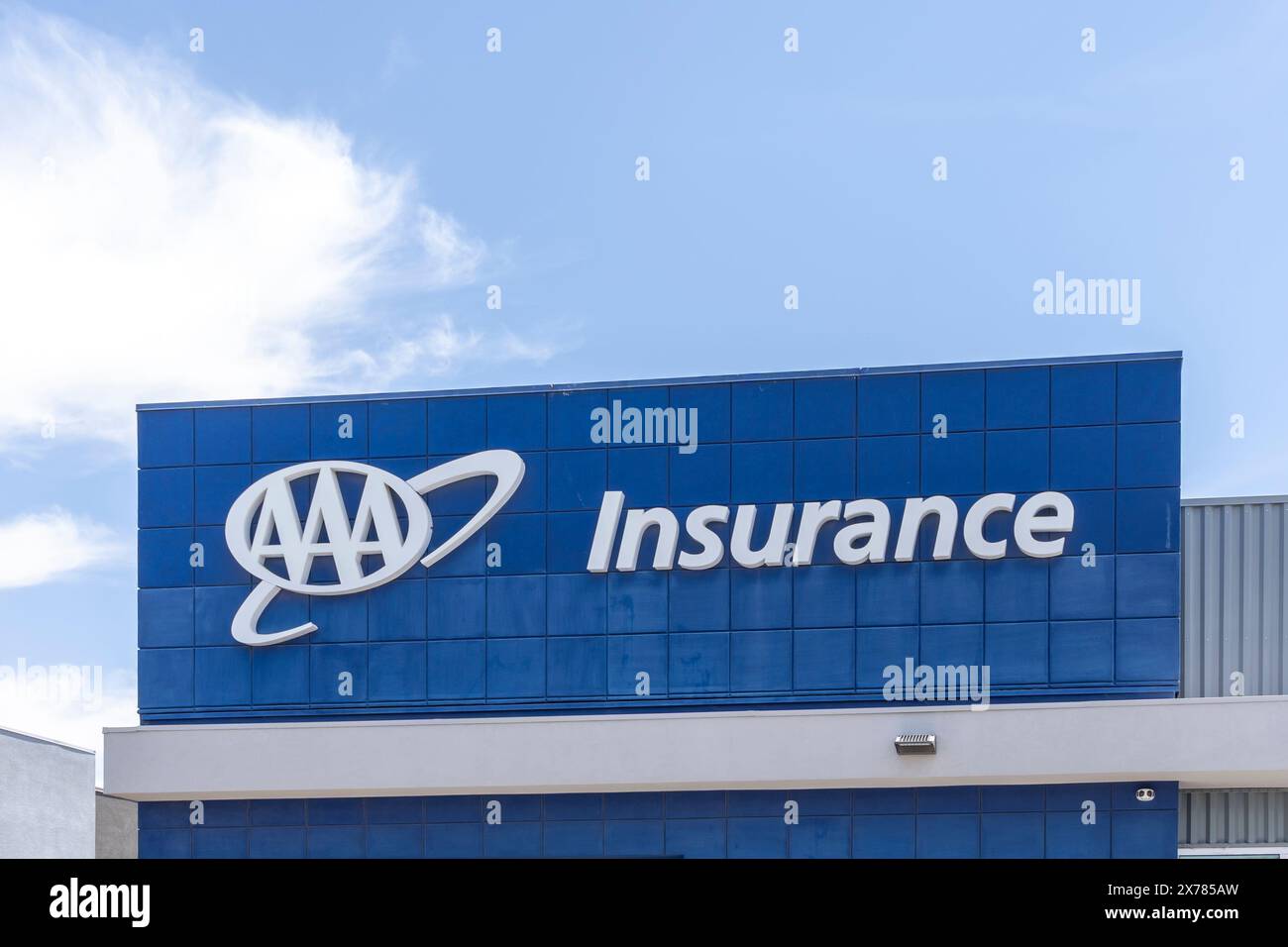 Aaa logo hi-res stock photography and images - Alamy