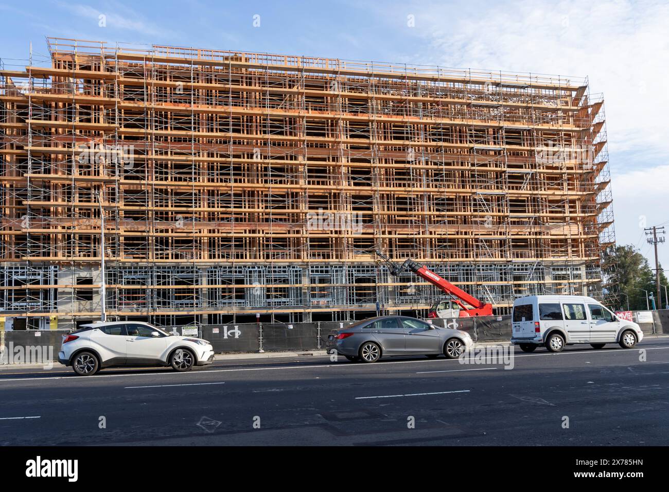 A Mid-Rise wood-frame construction site in San Jose, California, USA ...