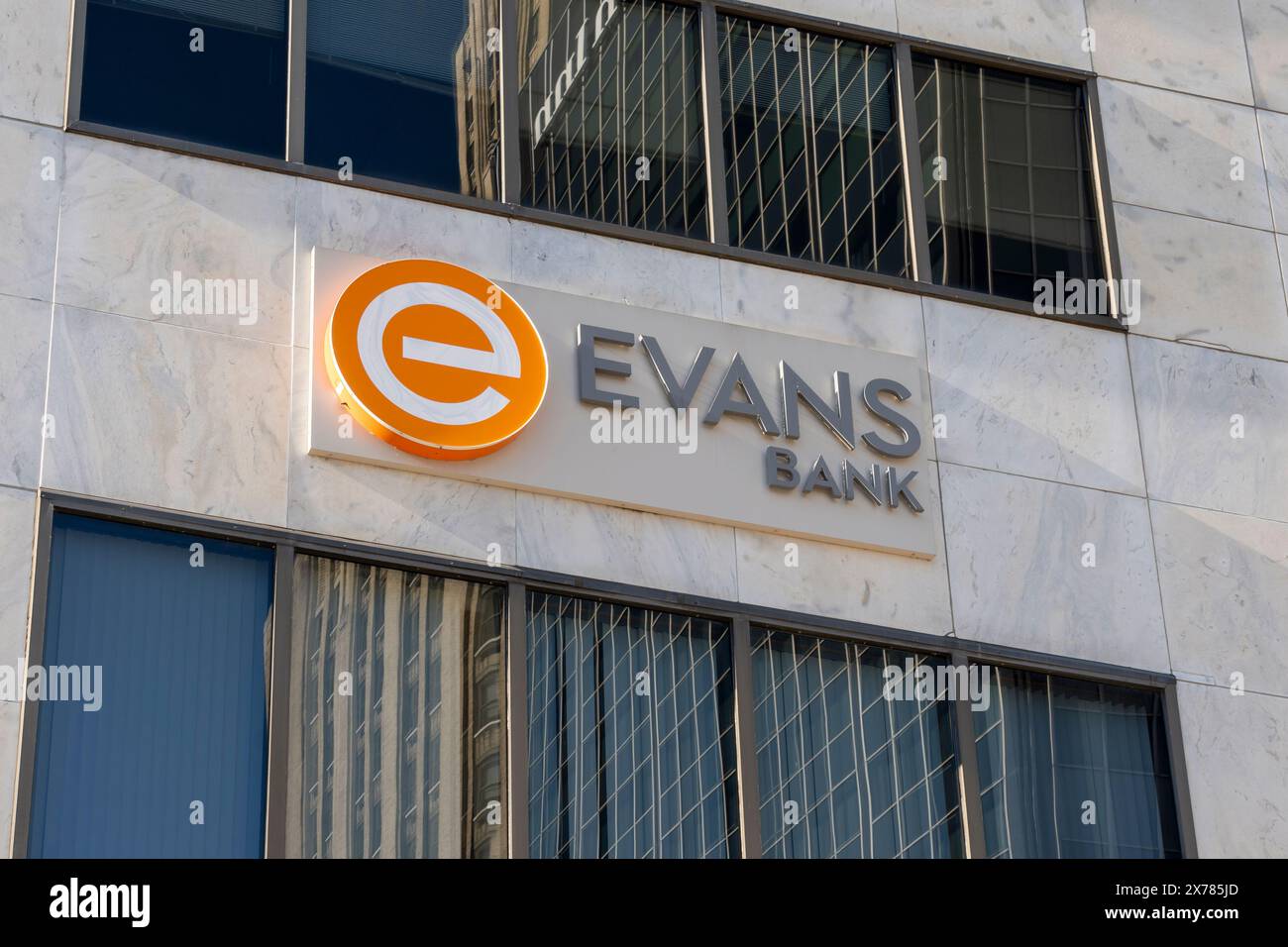 Buffalo logo hi-res stock photography and images - Alamy