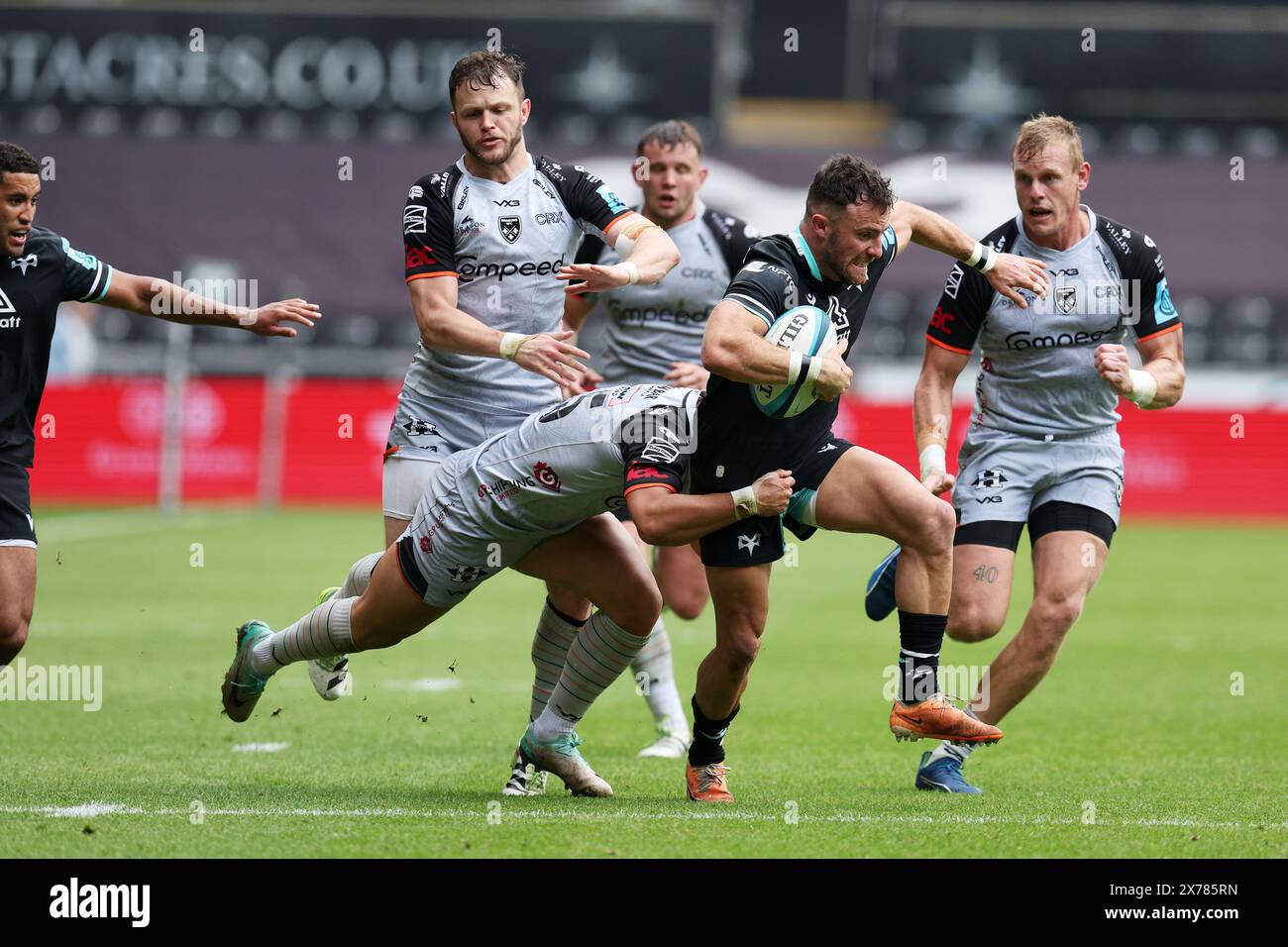Swansea, UK. 18th May, 2024. Luke Morgan of the Ospreys breaks through ...