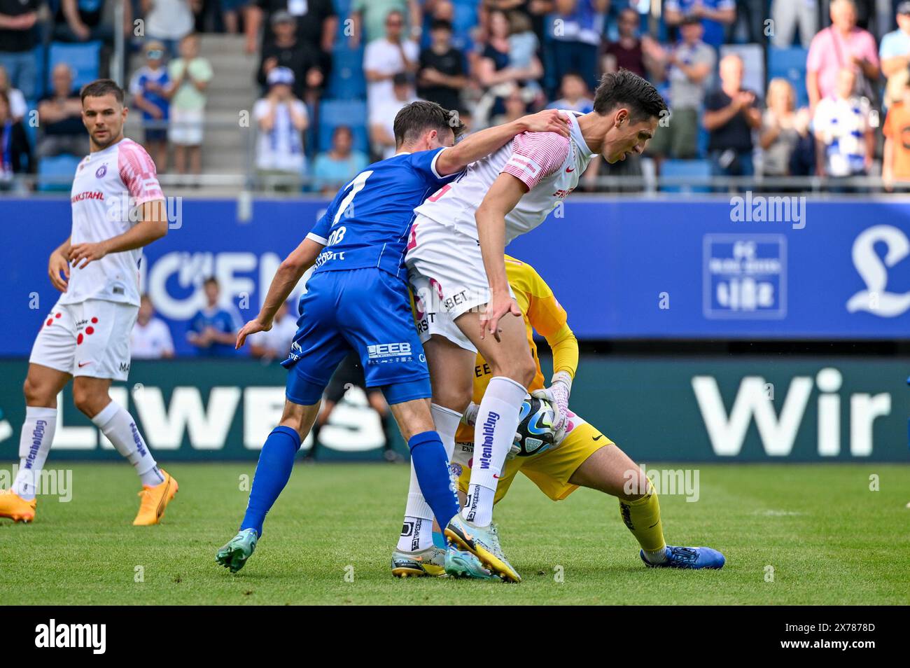 18.05.2024, Hofmann Personal Stadion Linz, AUT, Admiral Bundesliga, FC ...