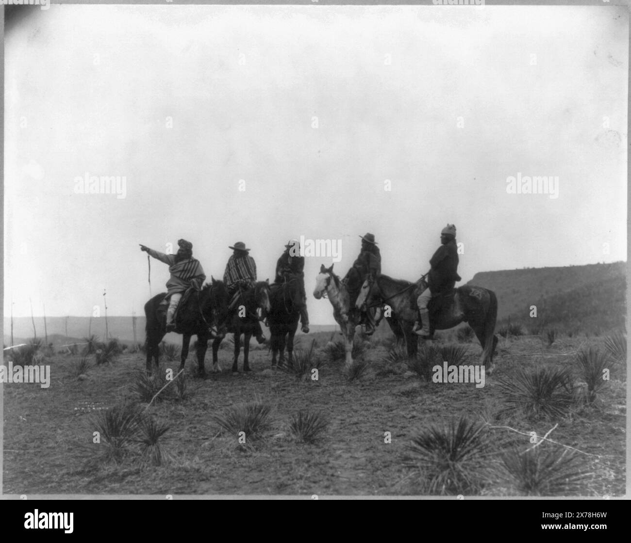 Apache indians 1900 19 hi-res stock photography and images - Alamy