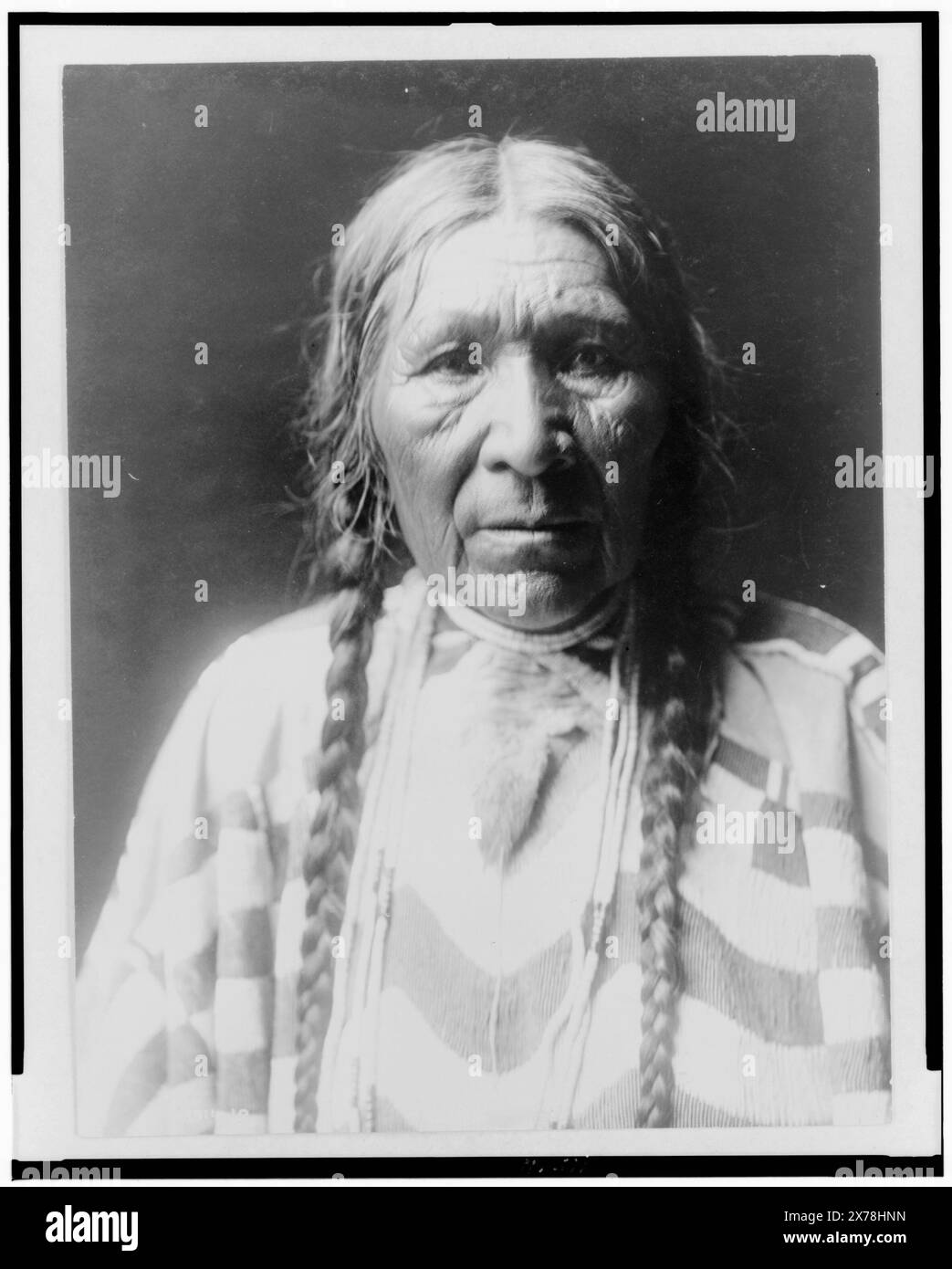 Cayuse the north american indian hi-res stock photography and images ...