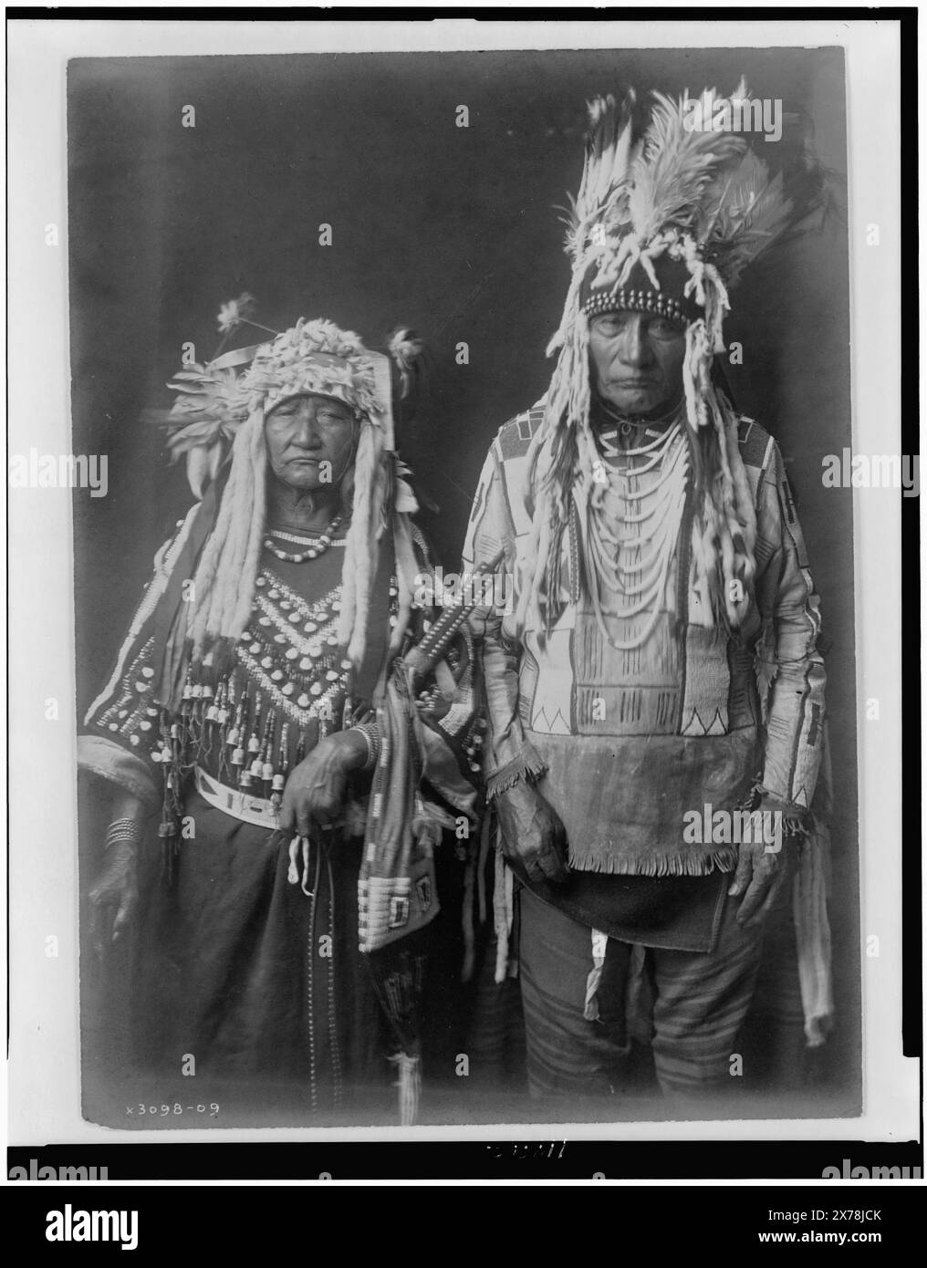 1910 family Cut Out Stock Images & Pictures - Alamy