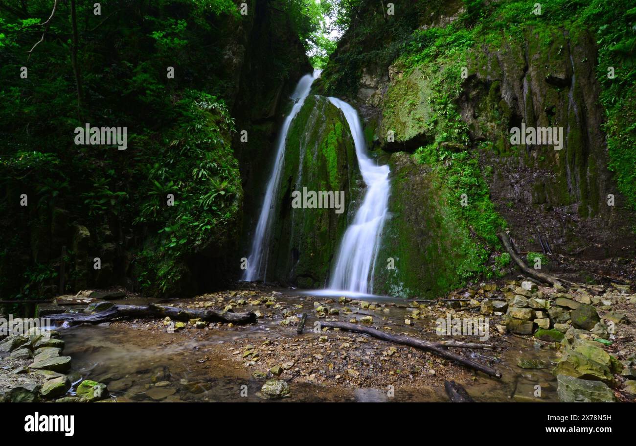 Aktas Waterfall in Akcakoca, Duzce, Turkey Stock Photo - Alamy