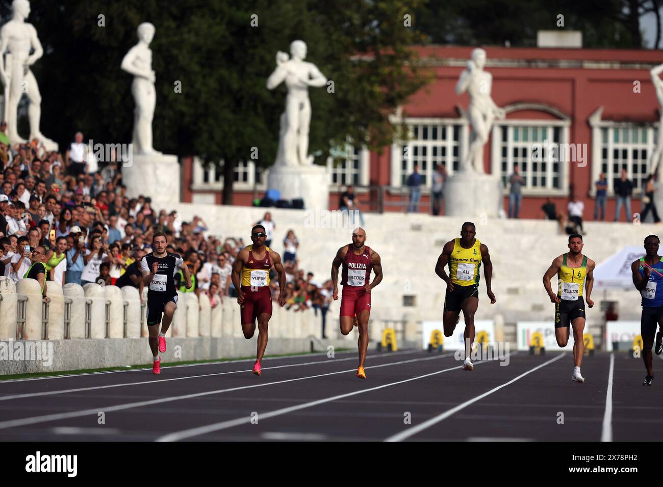 100 meters olympics 2020 tokyo hi-res stock photography and images - Alamy