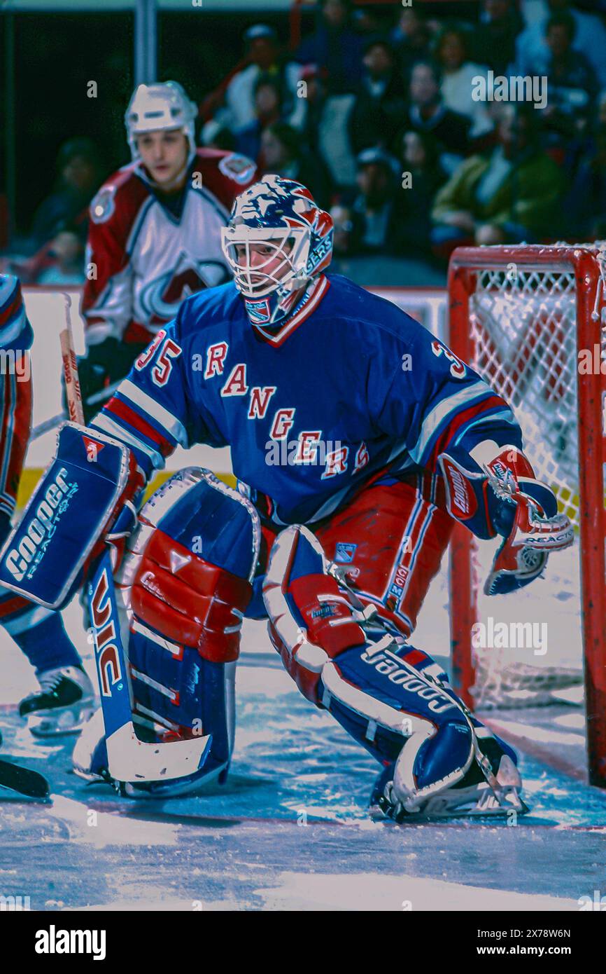 Mike Richter, New York Rangers goalie in a game in 1996 Stock Photo - Alamy