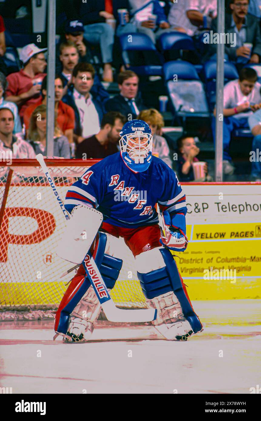 John Vanbiesbrouck, New York Rangers goalie in a game in 1989 Stock ...