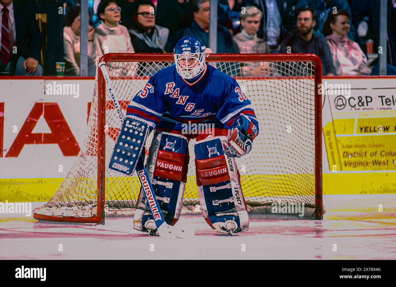 New york rangers goalie mike hi-res stock photography and images - Alamy