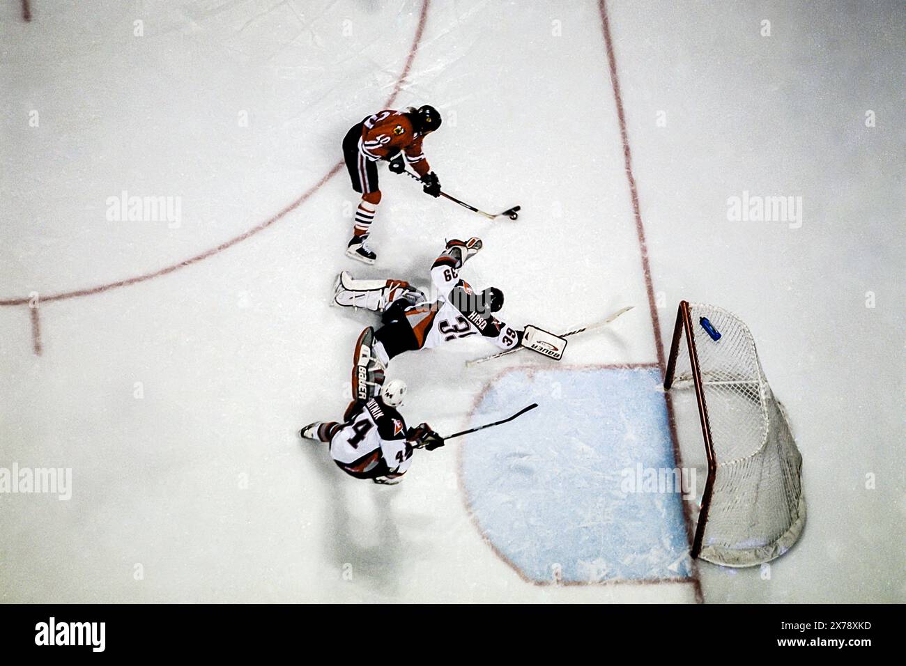 Dominik hasek buffalo hi-res stock photography and images - Alamy
