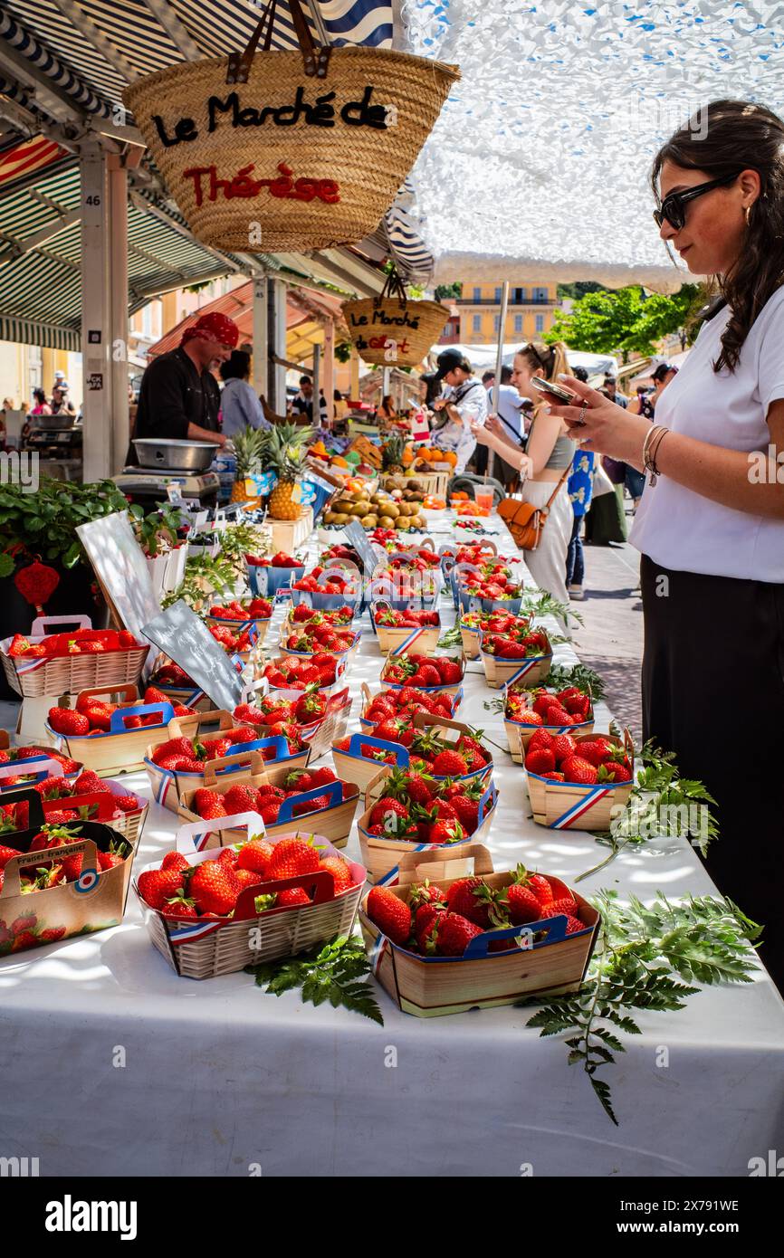 France, french riviera, Nice city, the provencal market of the Cours ...