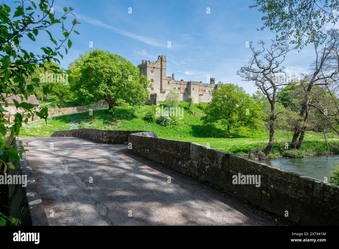The medieval Haddon Hall and bridge, Bakewell, Derbyshire, England, UK ...