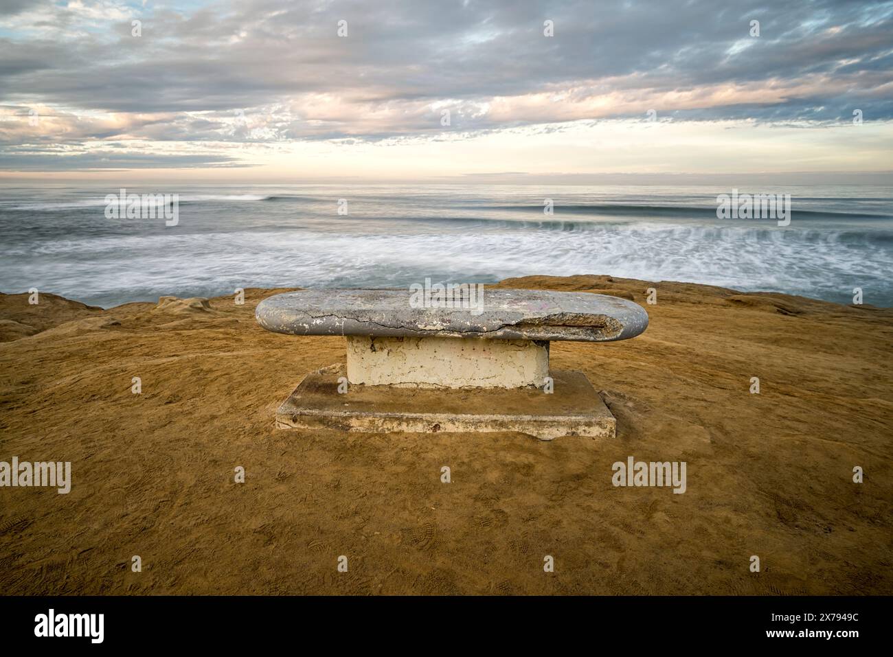 An empty bench at an overlook at Sunset Cliffs Natural Park in San ...