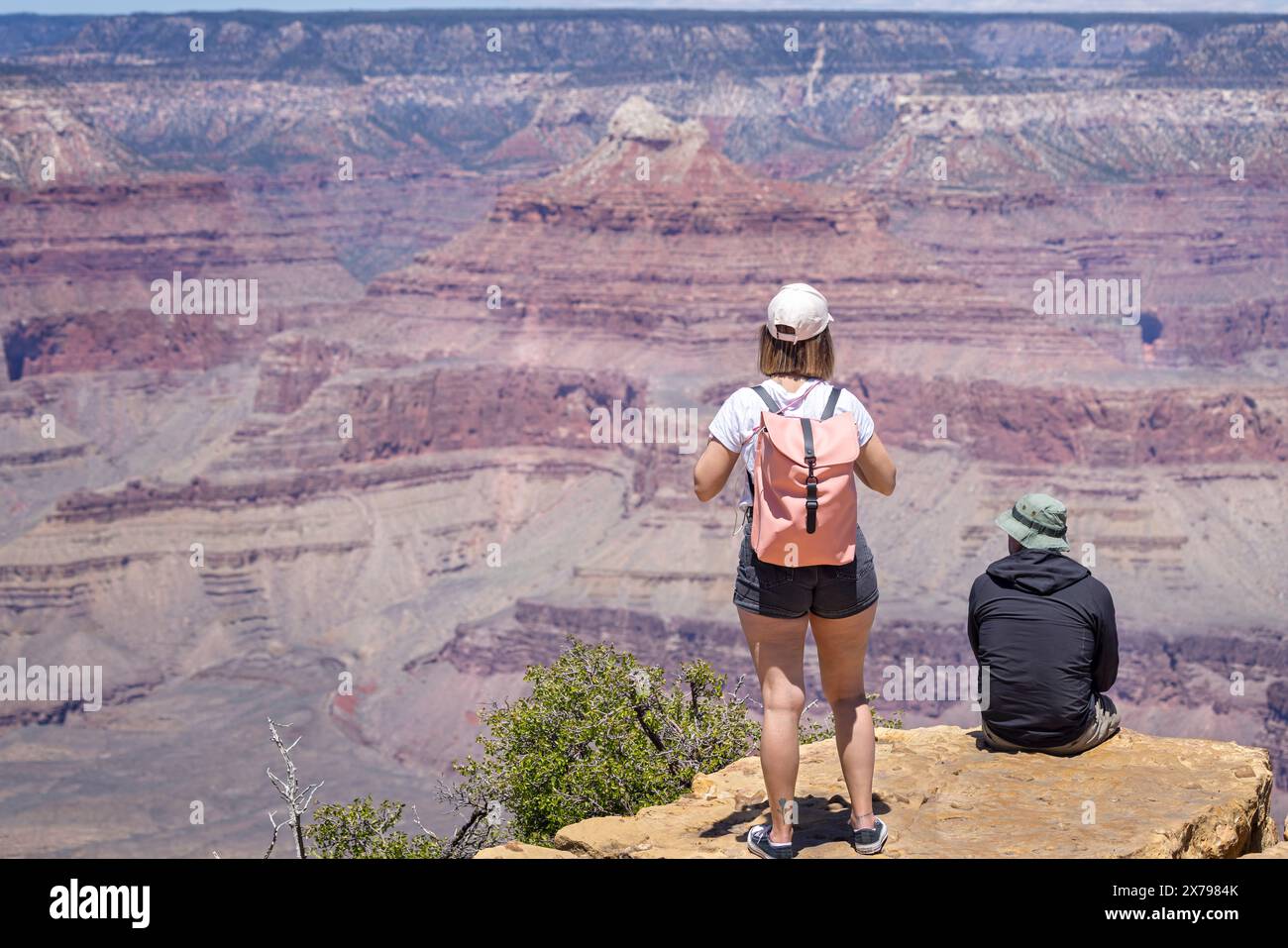 Rock ledge jutting hi-res stock photography and images - Alamy