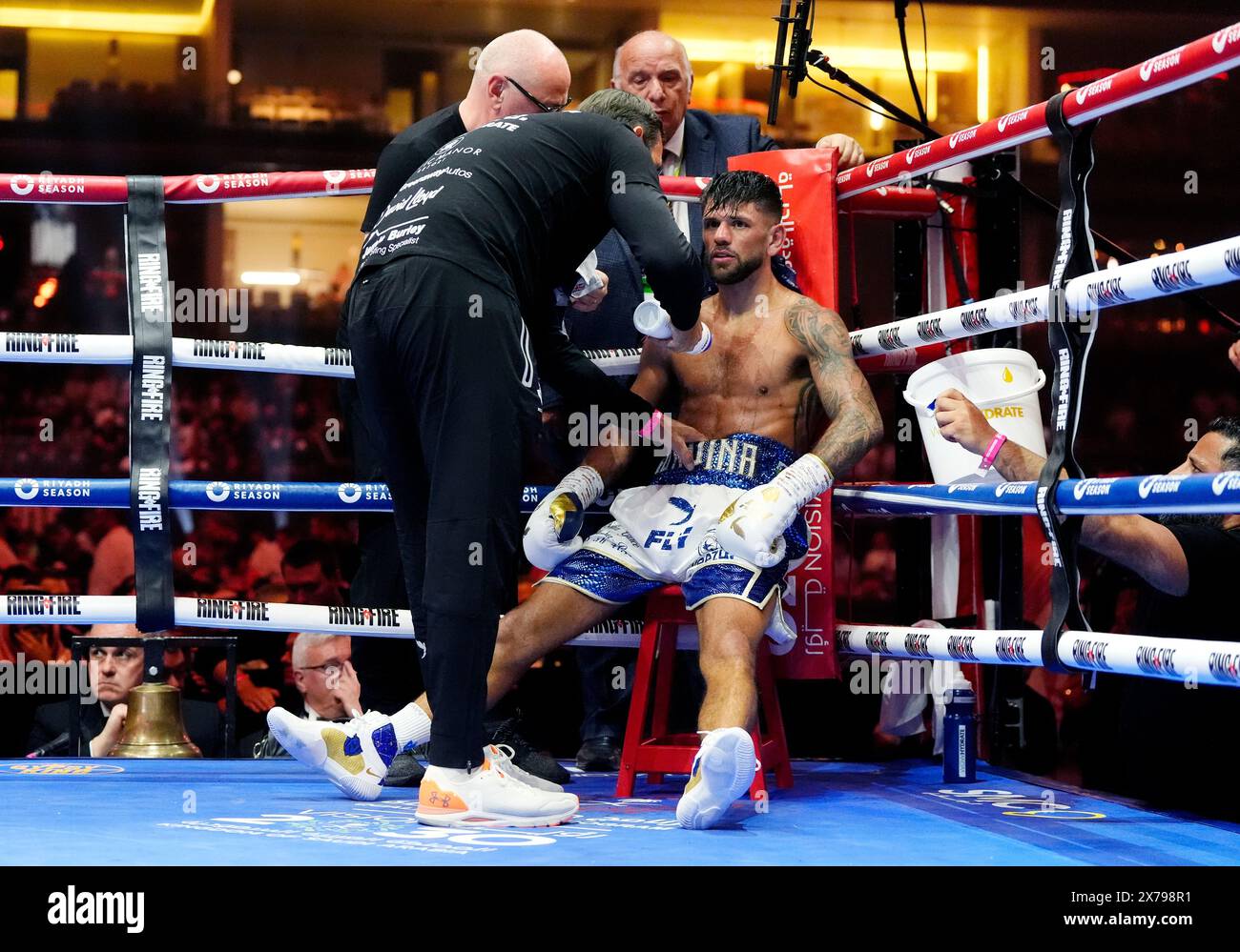 Joe Cordina (centre right) reacts before going on to lose the Super ...
